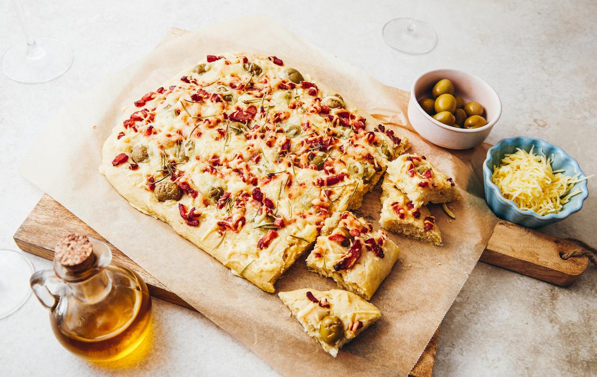 Notre recette de Fougasse lardons et olives
